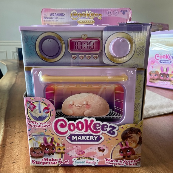 Cookeez Makery | Toys | Cookeez Makery Sweet Treatz Oven Playset ...